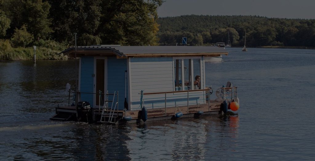 Converting your Houseboat to the Ultimate Prepper Houseboat - PrepSOS.com